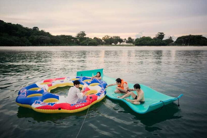 Singapore Yacht Charter onboard SunRise - Who Will Love This Tour?