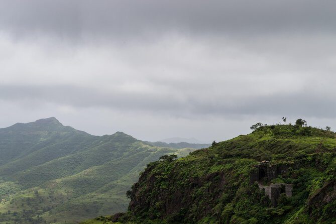 Singhagad-Panshet-Lavasa Trip (Guided Full Day Sightseeing Tour) - Khadakwasla Dam and Panshet Dam: Nature’s Tranquil Spots