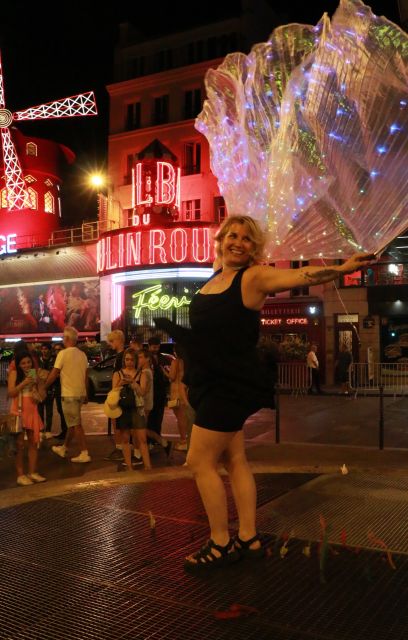 Singing Montmartre by night with a Diva - FAQs