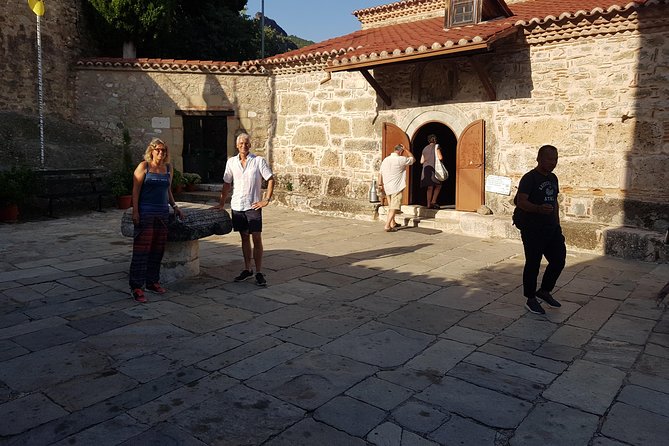 Single day rail trip from Thessaloniki to Meteora - The Sum Up