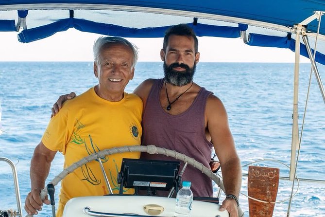 Single day Sail boat cruise with swimming, snorkeling, drinks and lunch - The Sum Up