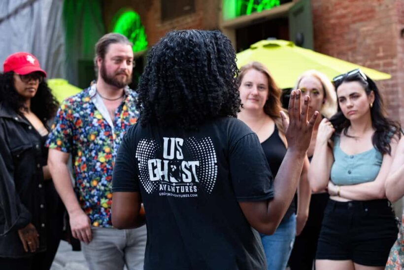 Sinister Sins & Shadows: A Savannah Ghost Tour - A Closer Look at the Savannah Ghost Tour Experience