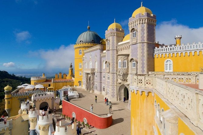 Sintra and Cascais Small Group Tour From Lisbon - Host Commitment and Customer Satisfaction
