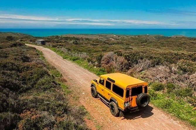 Sintra Cascais (Wine and Tapas) 4X4 Land Rover Panoramic Private Tour - Indulge in Delectable Wine and Tapas Tasting