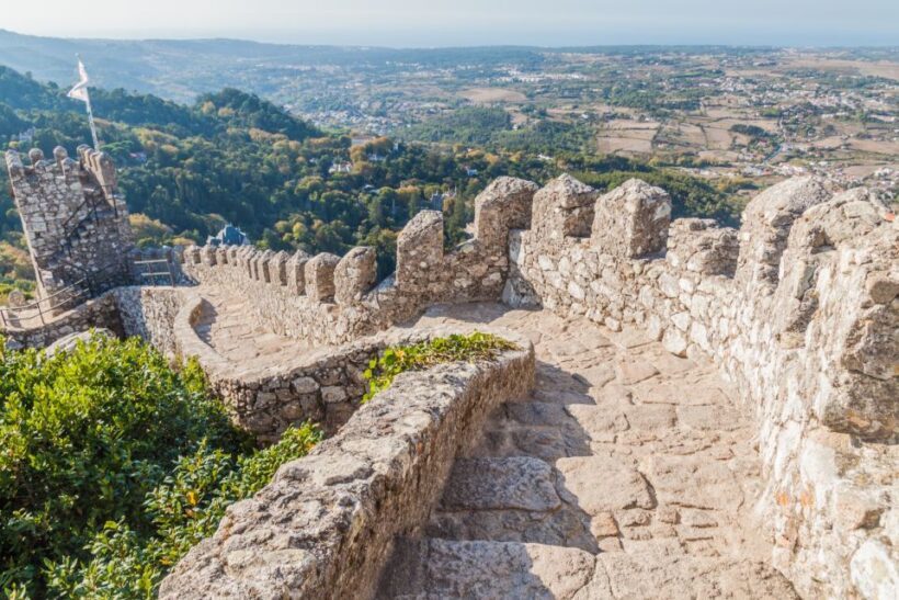 Sintra: Castle of the Moors & Quinta Entry with Audio Guides - Key Points
