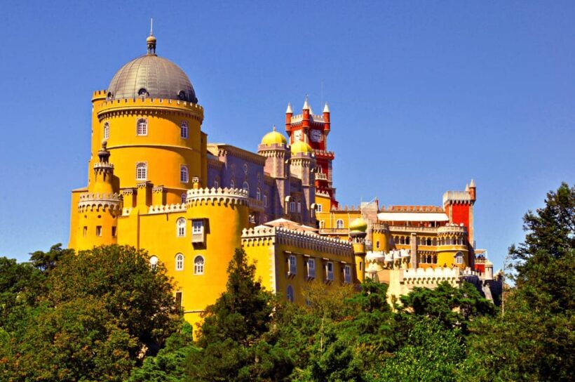 Sintra, Pena, Belém, Cascais & Lisbon Small Group Tour - Key Points