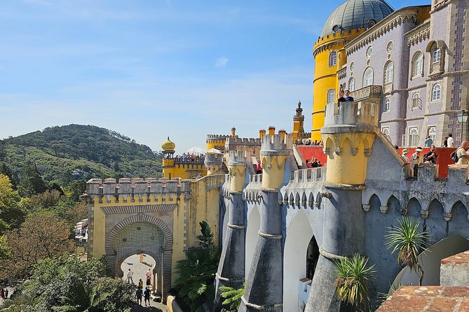 Sintra, Pena Palace & Cascais Small Group Tour From Lisbon - Inclusions and What to Expect