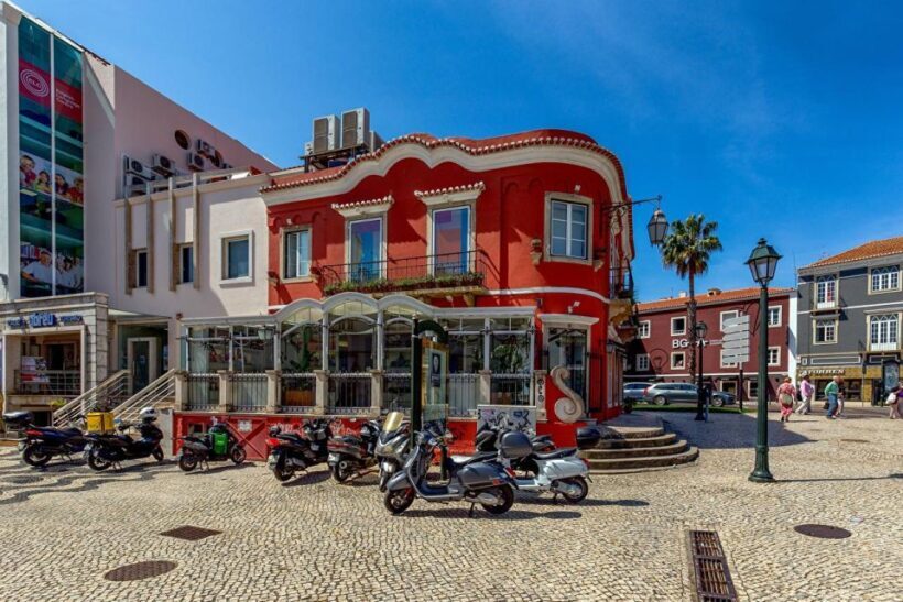 Sintra: Pena Palace. Regaleira. Cabo da Roca & Cascais - The Value of This Tour