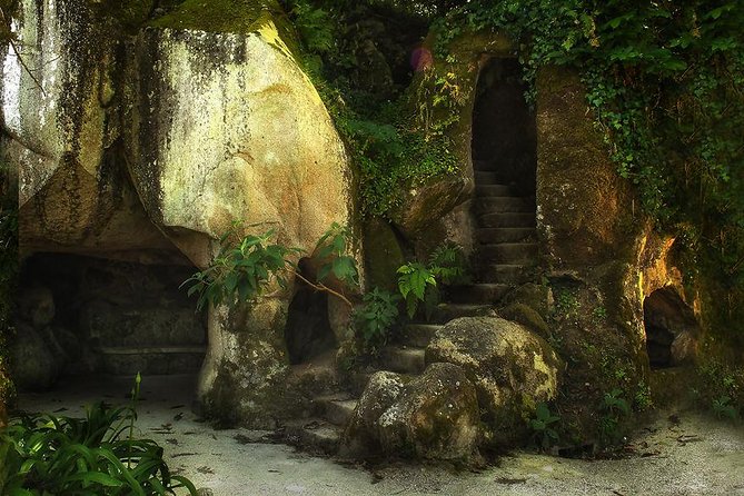 Sintra/Pena, Regaleira & Monserrate - Uncovering the Mystical Regaleira Estate