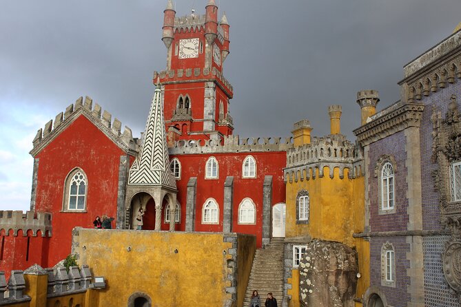 Sintra Small Group Full Day Guided Tour - What the Tour Includes and How It Works