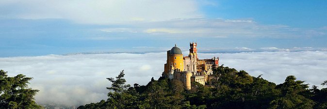 Sintra Tour 8h - The Majestic Pena Palace: A Must-See Attraction