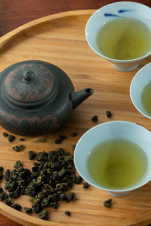 Sip & Savor:  Maokong Tea & Shenkeng Tofu Private Day Tour - A Well-Balanced Cultural Feast