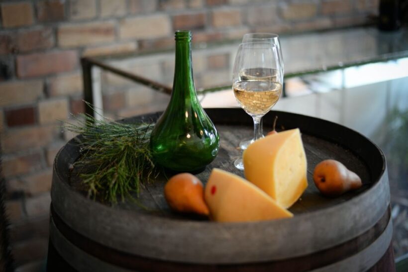 Sip & Step: A Flavorful Walk Through Koper's History - Key Points