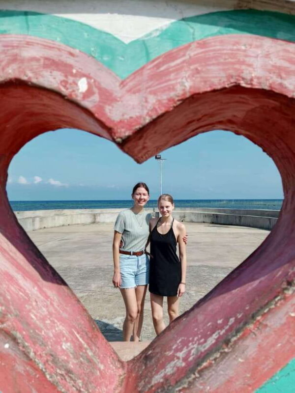 Siquijor: Siquijor Island Tour Cambugahay Falls Private - Exploring the Siquijor: Cambugahay Falls Private Tour – A Deep Dive