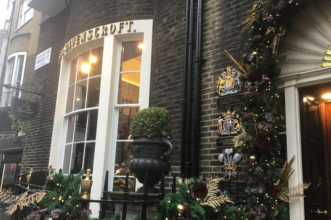 Sir Winston Churchill Private Walking Tour & War Rooms - Meeting and Pickup