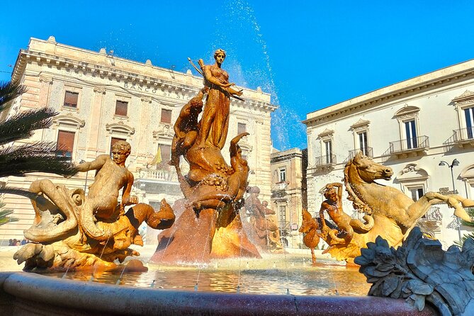 Siracusa & Noto: Small Group Tour From Taormina - Itinerary Highlights