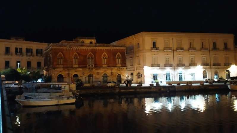 Siracusa Tour: Ortigia by Night in English - Key Points