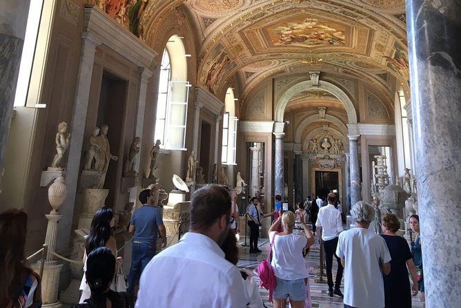 Sistine Chapel Morning Tour With Vatican Museums Galleries & Raphael Rooms - Meeting Point and Tour Start