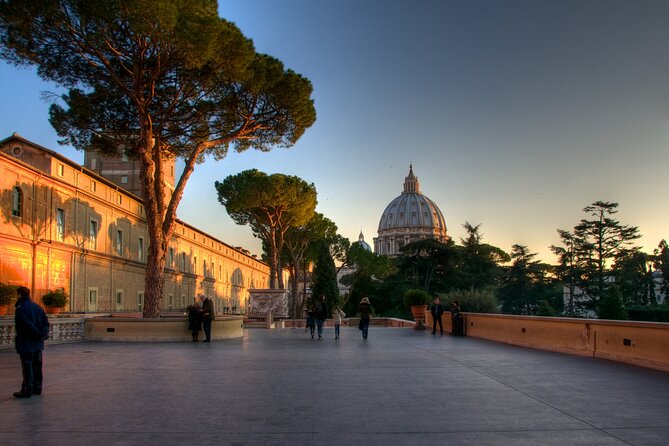 Sistine Chapel, St. Peters Basilica Early Morning Express Tour - Tour Experience and Itinerary