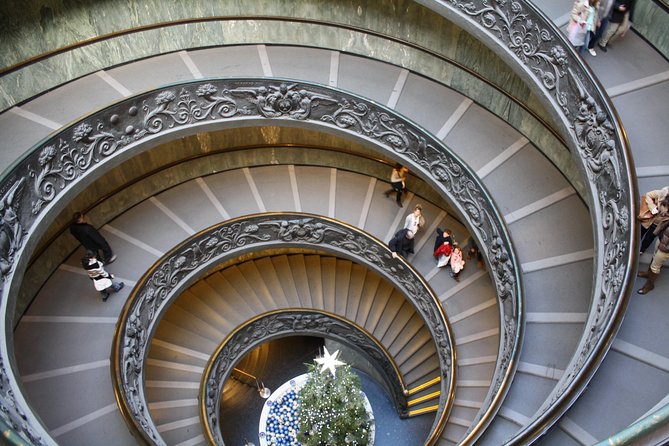 Sistine Chapel, Vatican Museum and Basilica Small Group Tour - Marveling at the Sistine Chapel