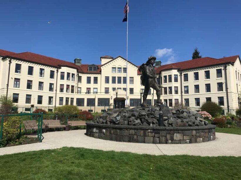 Sitka: Haunted Walking Tour - History and Haunts of Sitka - The Haunted Elements