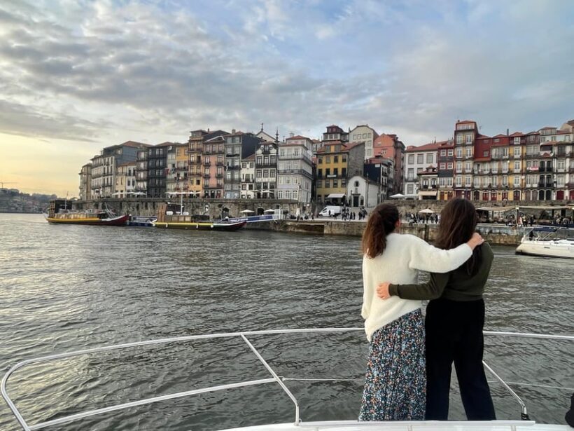 Six bridges yacht cruise on the Douro River in Porto - Practical Details and Tips