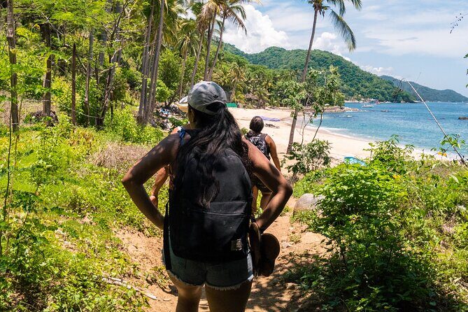 Six Hidden Beaches Hike - An In-Depth Look at the Experience
