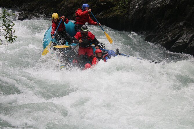 Six Mile Creek 2 Canyon Whitewater Rafting - Who Should Consider This Experience?