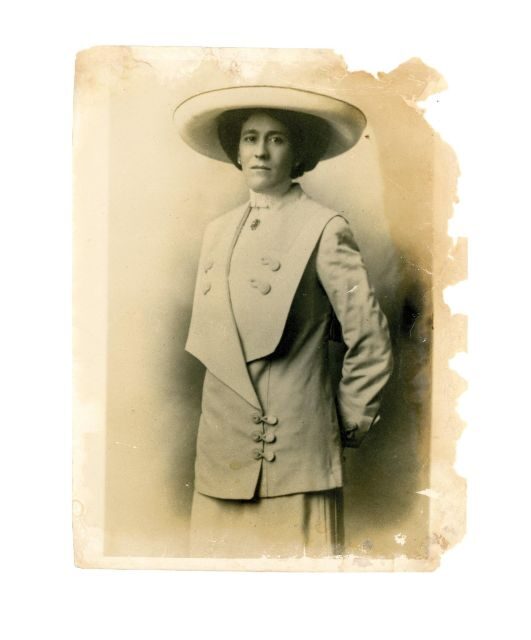 Six Women - A Historical Walking Tour - What to Expect from the Tour