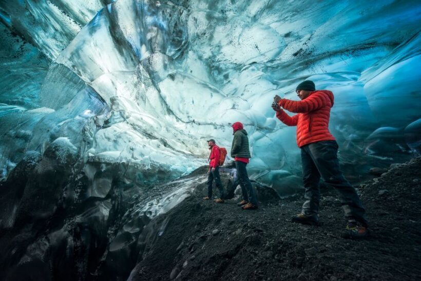 Skaftafell: Ice Cave Experience - Exploring the Skaftafell Ice Cave Experience: A Practical Guide