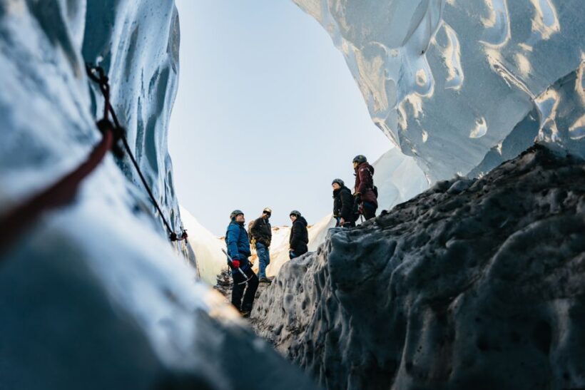 Skaftafell National Park: Falljokull Glacier Easy Hike - Safety Briefing and Preparation