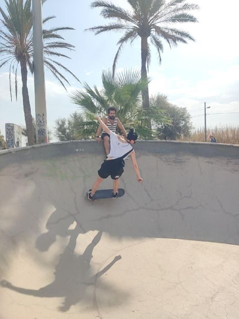 Skate and longboard Tour in Barcelona - The Skate Capital - Who Should Consider This Tour?