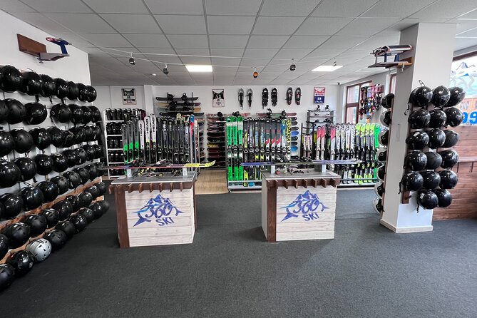 Ski and Snowboard Rental in Bansko - Customer Experiences and Testimonials