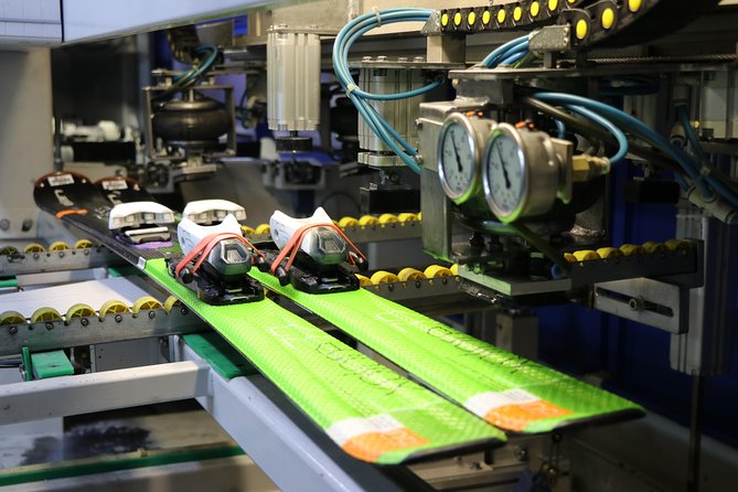 Ski and snowboard servicing in Borovets - What to Expect on the Day