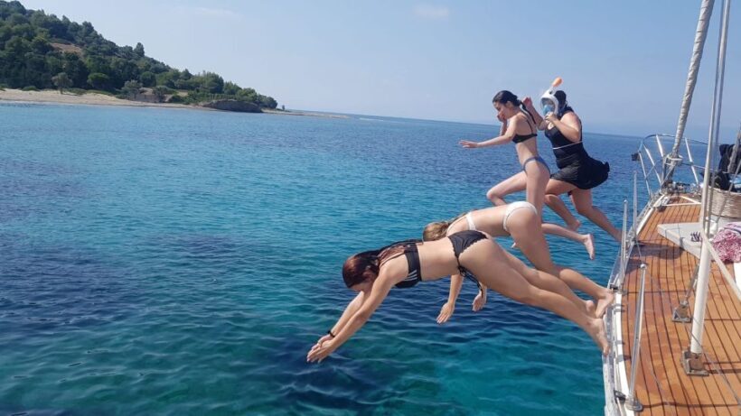 Skiathos: Day-Sailing Tour with Lunch on Board - Final Thoughts: Who Should Consider This?
