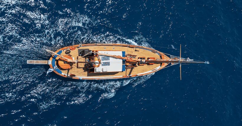 Skiathos: Wooden Sailboat Full- or Half-Day Trip with Meal - Stops and Beach Highlights