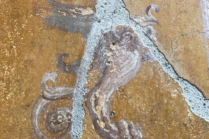 Skip-The-Line Ancient Pompeii Archaeological Site Small Group Tour - Exploring the UNESCO World Heritage Site