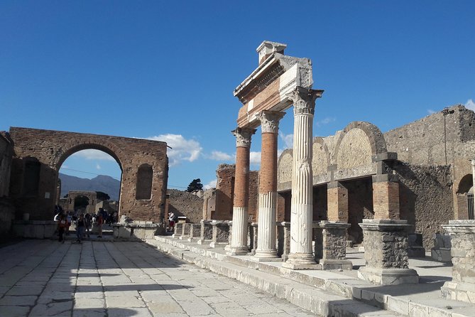 Skip-The-Line Ancient Pompeii Archaeological Site Small Group Tour - Meeting and Pickup Details