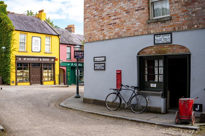 Skip the Line: Bunratty Castle and Folk Park Admission Ticket - Experience Highlights