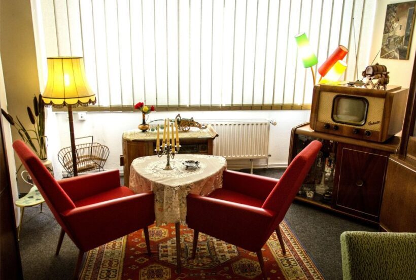 Skip-the-line DDR Museum and Berlins Old Town Private Tour - Final Thoughts