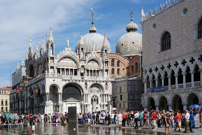 Skip-the-Line: Doges Palace & St. Marks Basilica Fully Guided Tour - Meeting Point and Itinerary