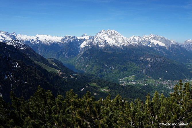 Skip-The-Line: Eagles Nest in Berchtesgaden Tour From Salzburg - Accessing the Eagles Nest