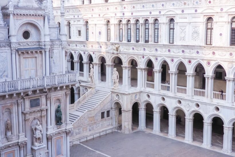 Skip-the-Line Guided Tour of Doge's Palace - An In-Depth Look at the Tour Experience