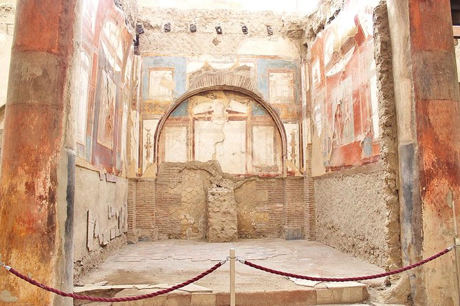 Skip the Line Half Day Private Tour of Herculaneum Highlights with Local Guide - Introducing the Herculaneum Private Tour: A Deep Dive into Ancient Rome