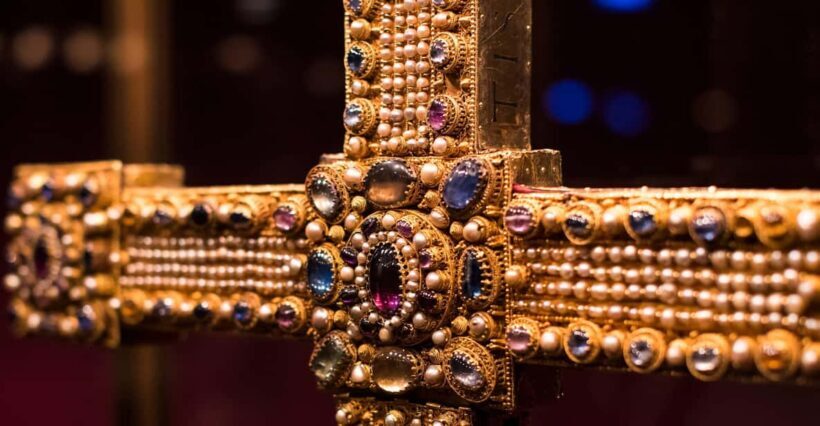 Skip-the-line Imperial Treasury Vienna Private Guided Tour - Discover the Hidden Treasures of Vienna’s Imperial Treasury