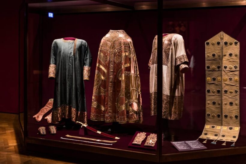 Skip-the-line Imperial Treasury Vienna Private Guided Tour - FAQ