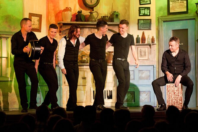 Skip the Line: Irish Night Show Including 4-Course Dinner Ticket - Atmosphere and Audience