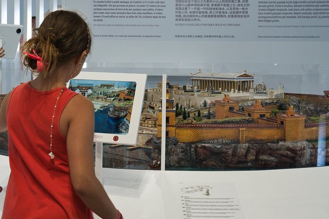 Skip the Line Lost Atlantis Experience Review - Discovering the History of Santorini Through Interactive Displays