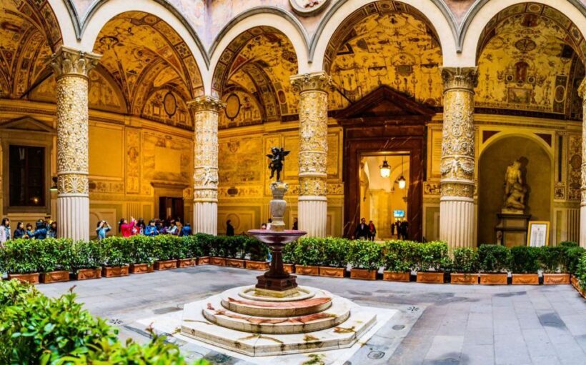 Skip-the-line Palazzo Vecchio and Old Town Private Tour - A Closer Look at the Tour Experience