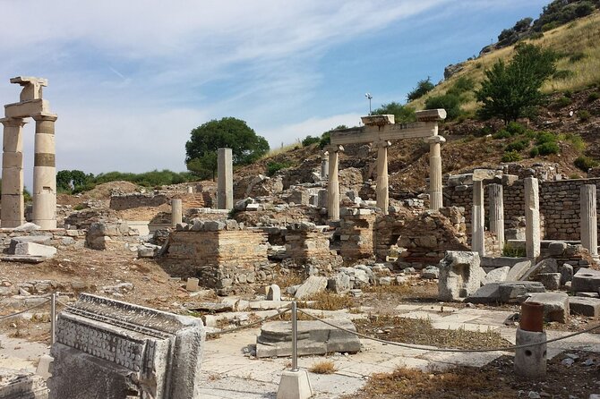 SKIP THE LINE - Private Guided Ephesus Tour - Who Should Consider This Tour?